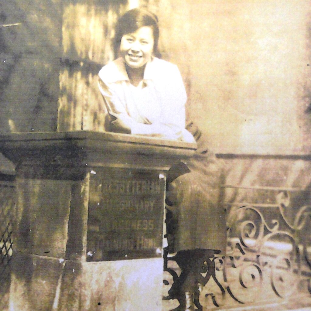 Dr. Victoria Chung – A Chinese-Canadian Mystery – May Q. Wong